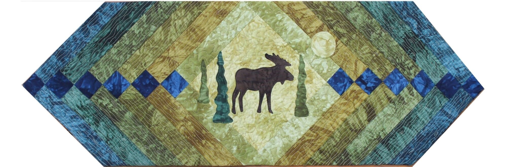 Moonlight Moose Table Runner Kit - Etsy