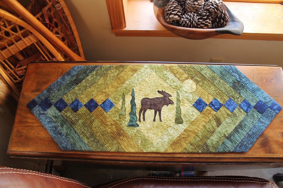 Moonlight Moose Table Runner Kit - Etsy