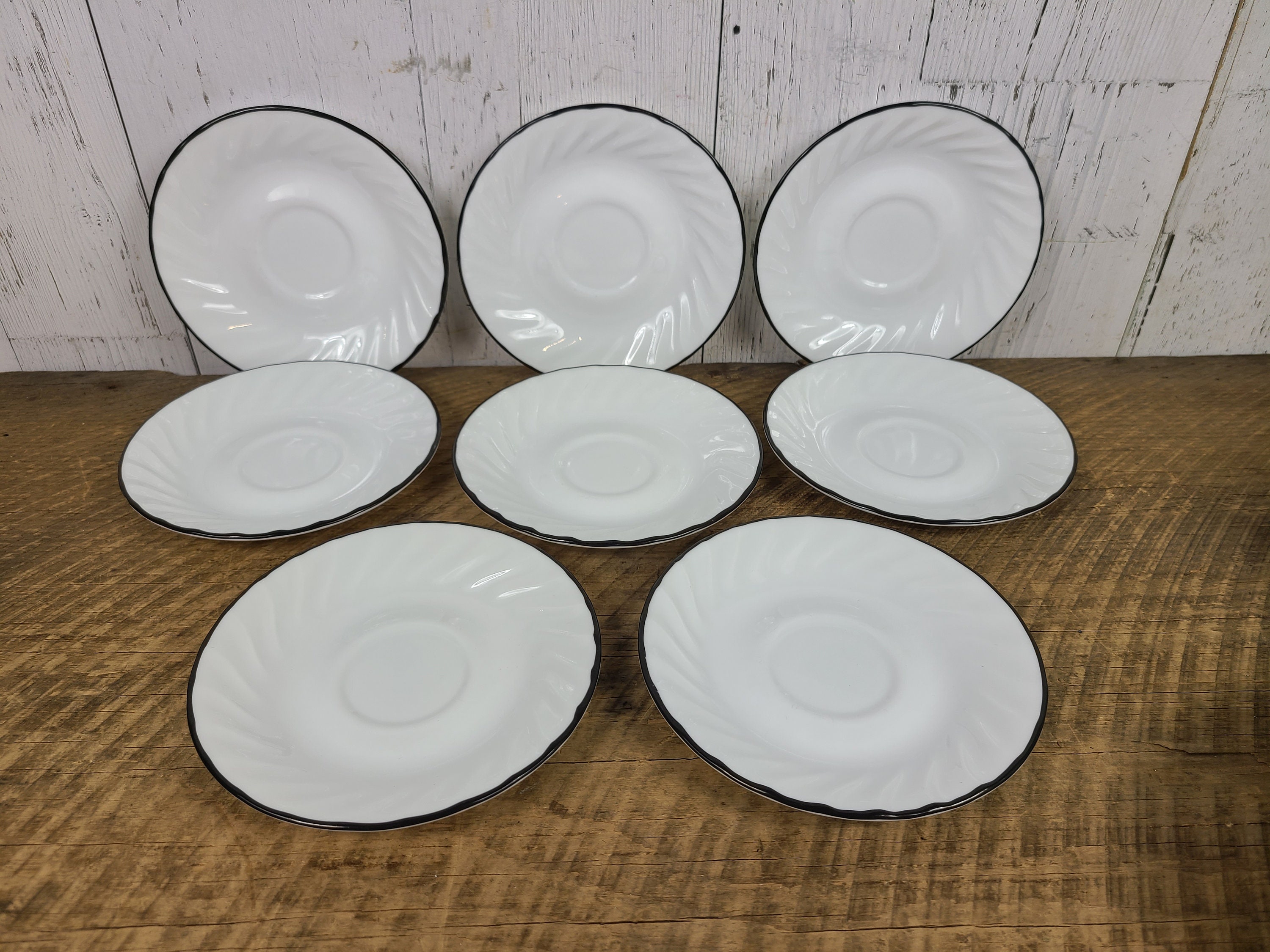 Home & Living Dining & Serving Dinnerware Sets Vintage Set of 8 Corelle ...