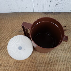 Vintage 70s Tupperware Pitcher Brown Color W/ Secure Lid Retro Picnic ...