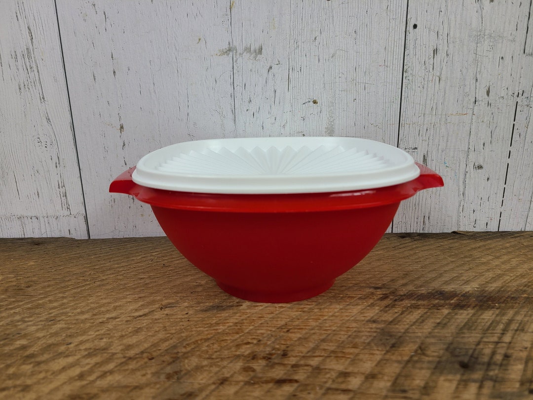 Vintage Tupperware Red Servalier Bowl Starbust White Lid Food - Etsy