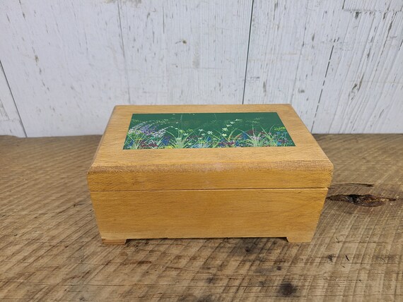 Vintage Rustic Wood Treasure Box w/ Floral Painted Li… - Gem