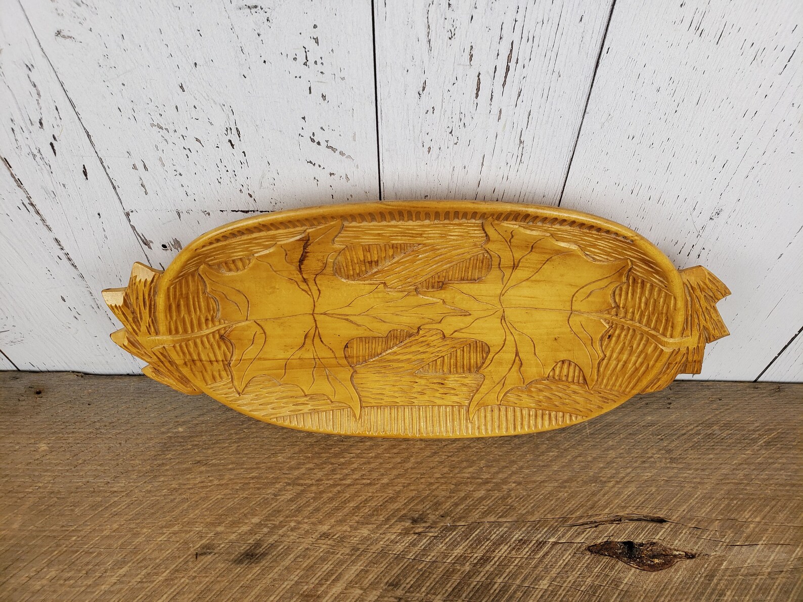 Vintage Maple Leaf Carved Wood Plate Wooden Snack Platter Tray | Etsy ...