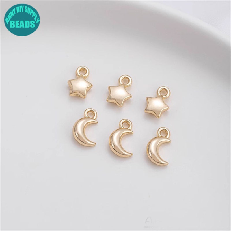 6 Gold Stars Charm Bracelet - Etsy