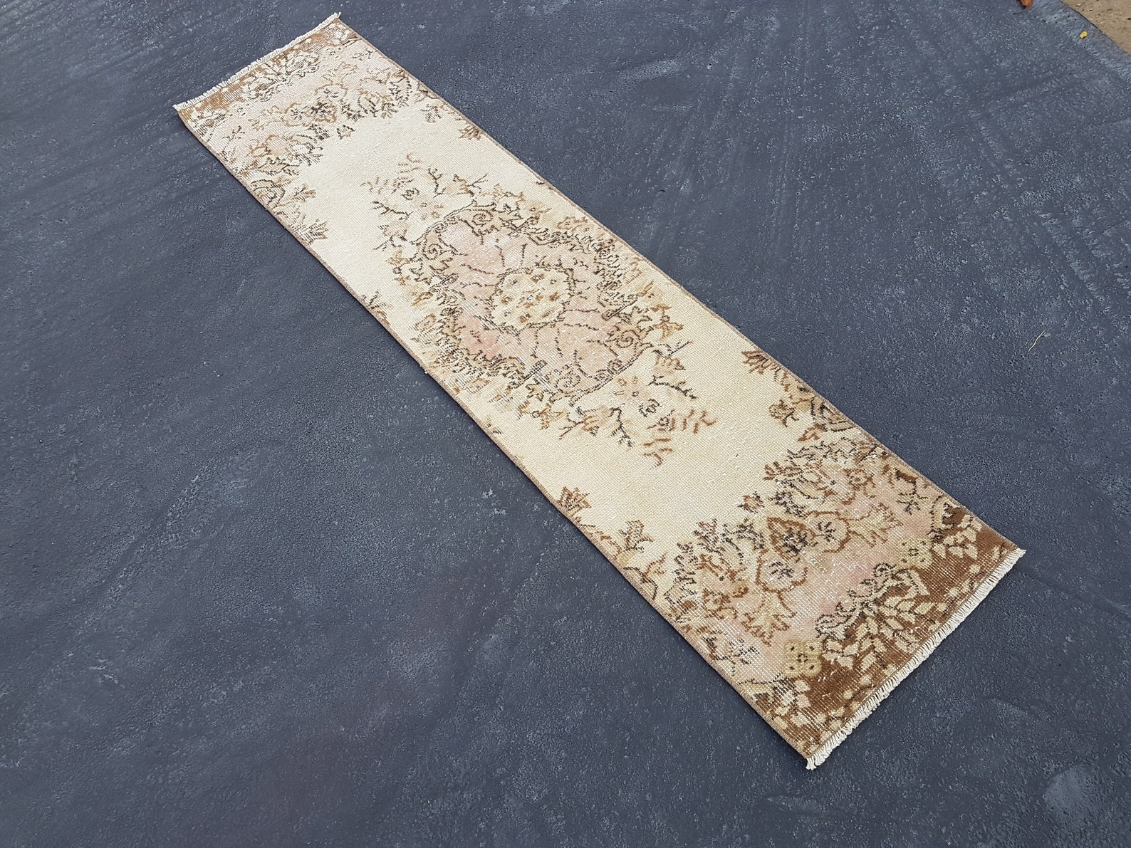 Corridor Runner Rug 1'6 x 6'8 Vintage | Etsy