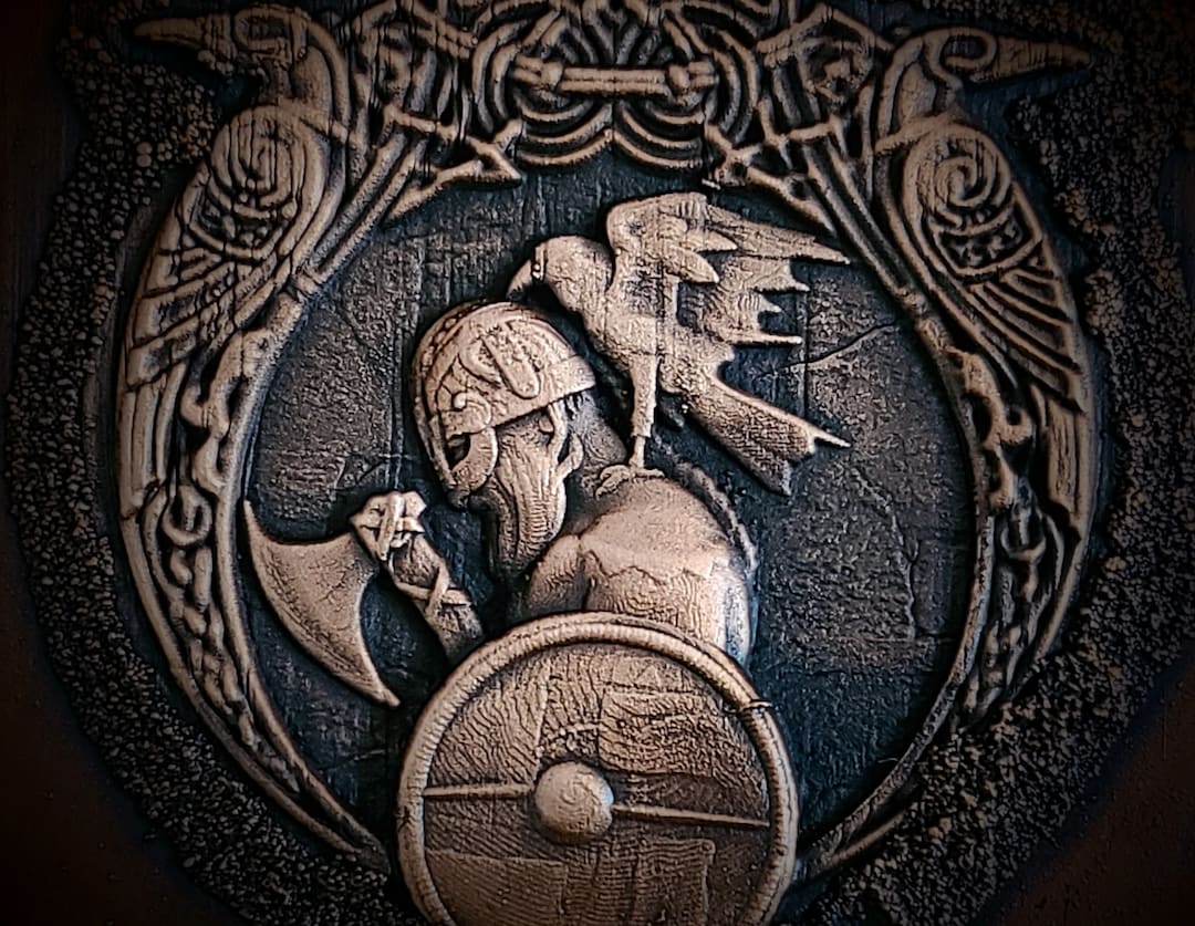 Viking Axe Viking Armour Whiskey Hip Flask in Leather Holster for Norse ...