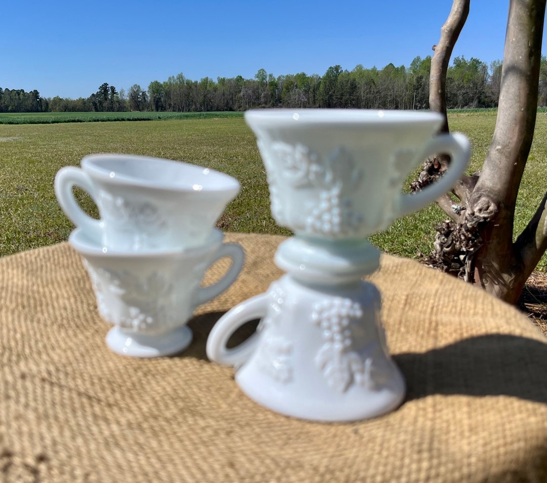 Vintage Heavy Duty 4pc White Coffee Mugs - Embossed Solid White W ...