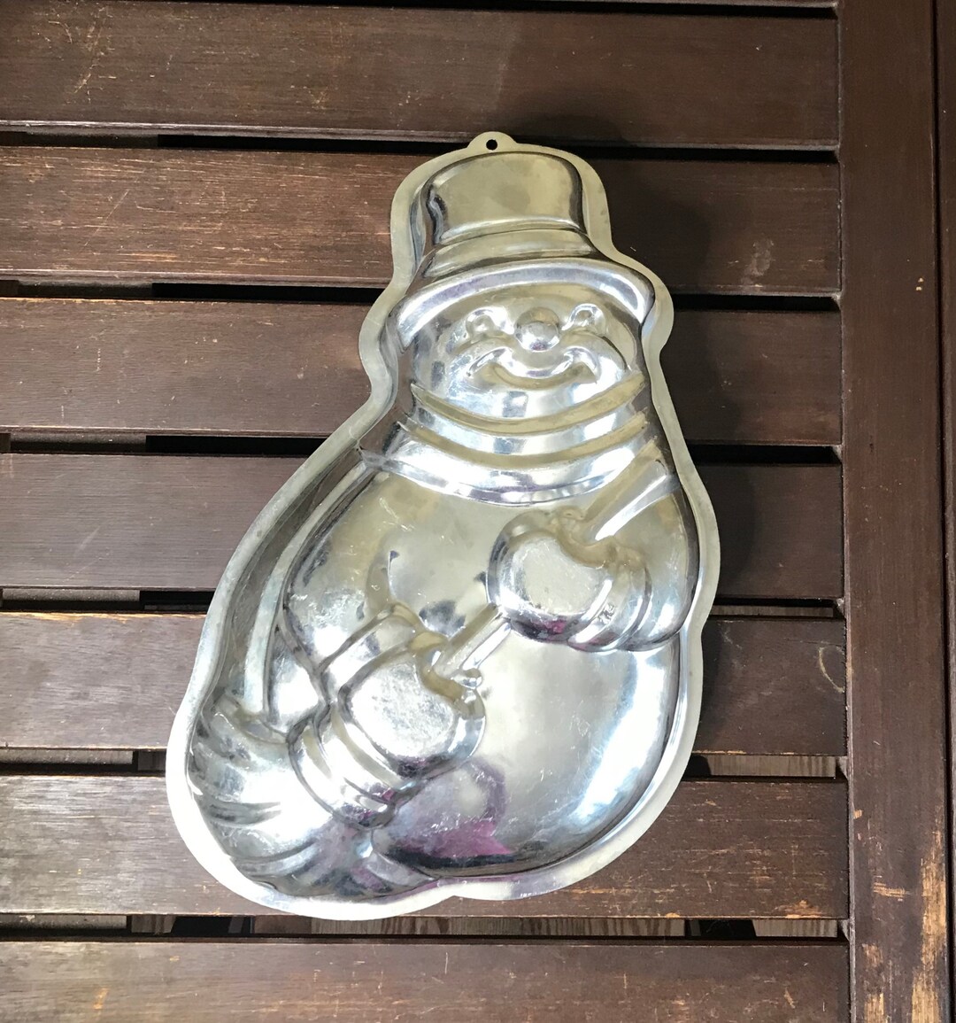 Vintage Smiling Snowman With Broom Cake Pan Christmas Pan / Holiday ...