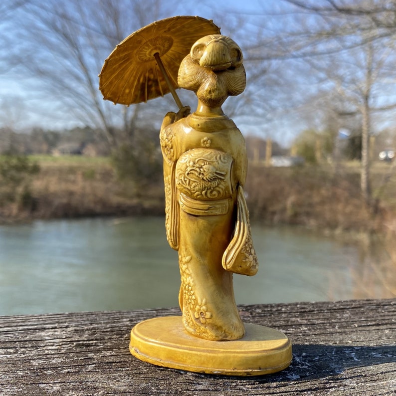 Vintage Mid Century Celluloid Japanese Geisha Holding Parasol Umbrella ...