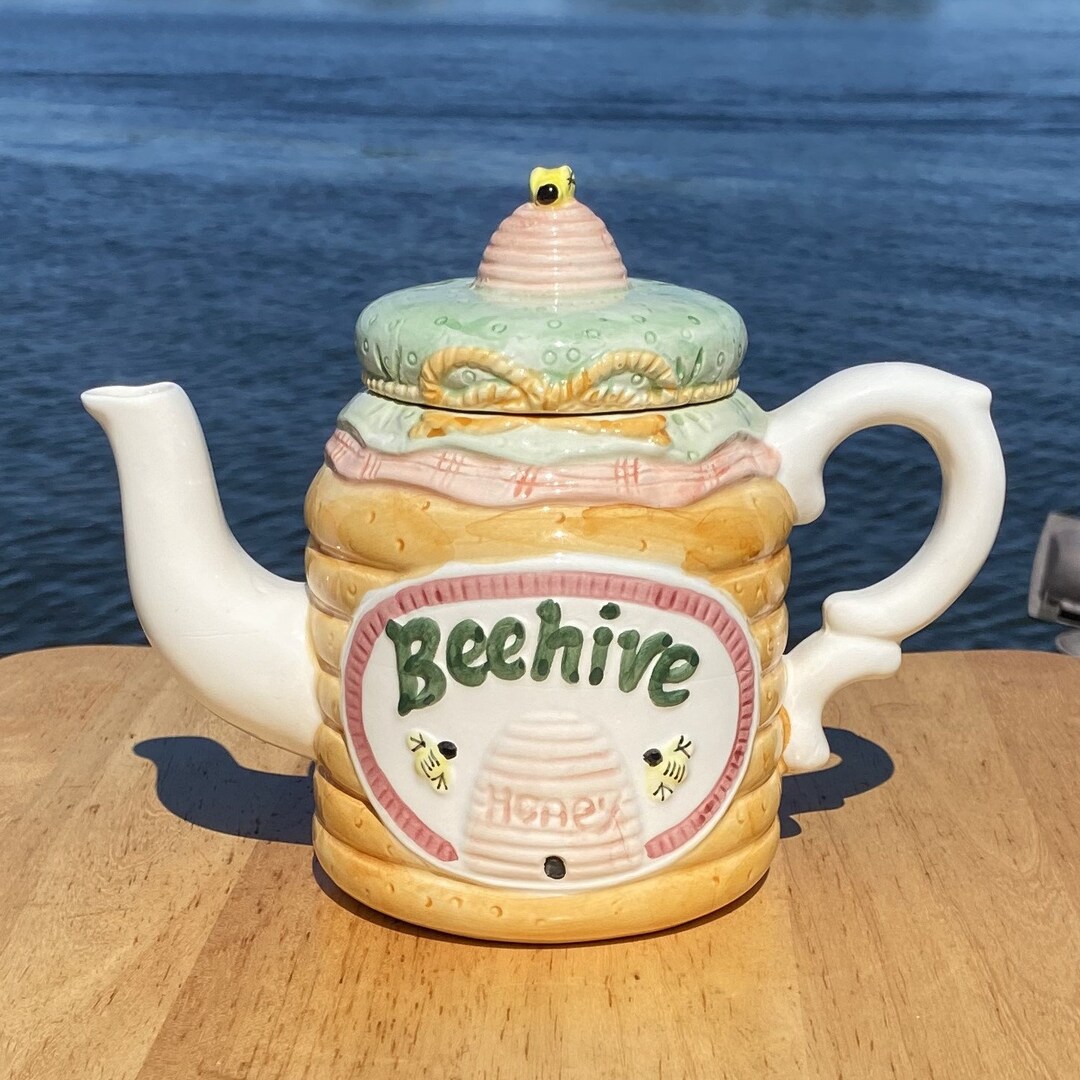 Vintage WCL Ceramic Beehive Honeybee Bumblebee Bee Teapot Collectible ...