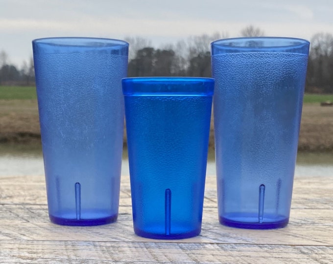 3 Vintage Texan Blue Plastic Tumblers - Pebbled Hammered Design - 16 Oz ...