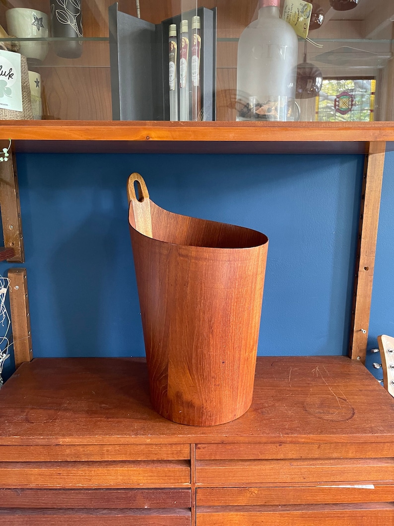 Rare Norwegian Teak Waste Bin, Norway. Collector's Item by Einar Barnes ...