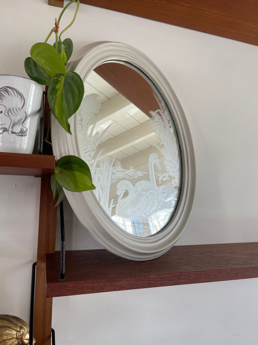 Oval Round Mirror With Frame and Etched Flamingos, Etching Art Flora ...