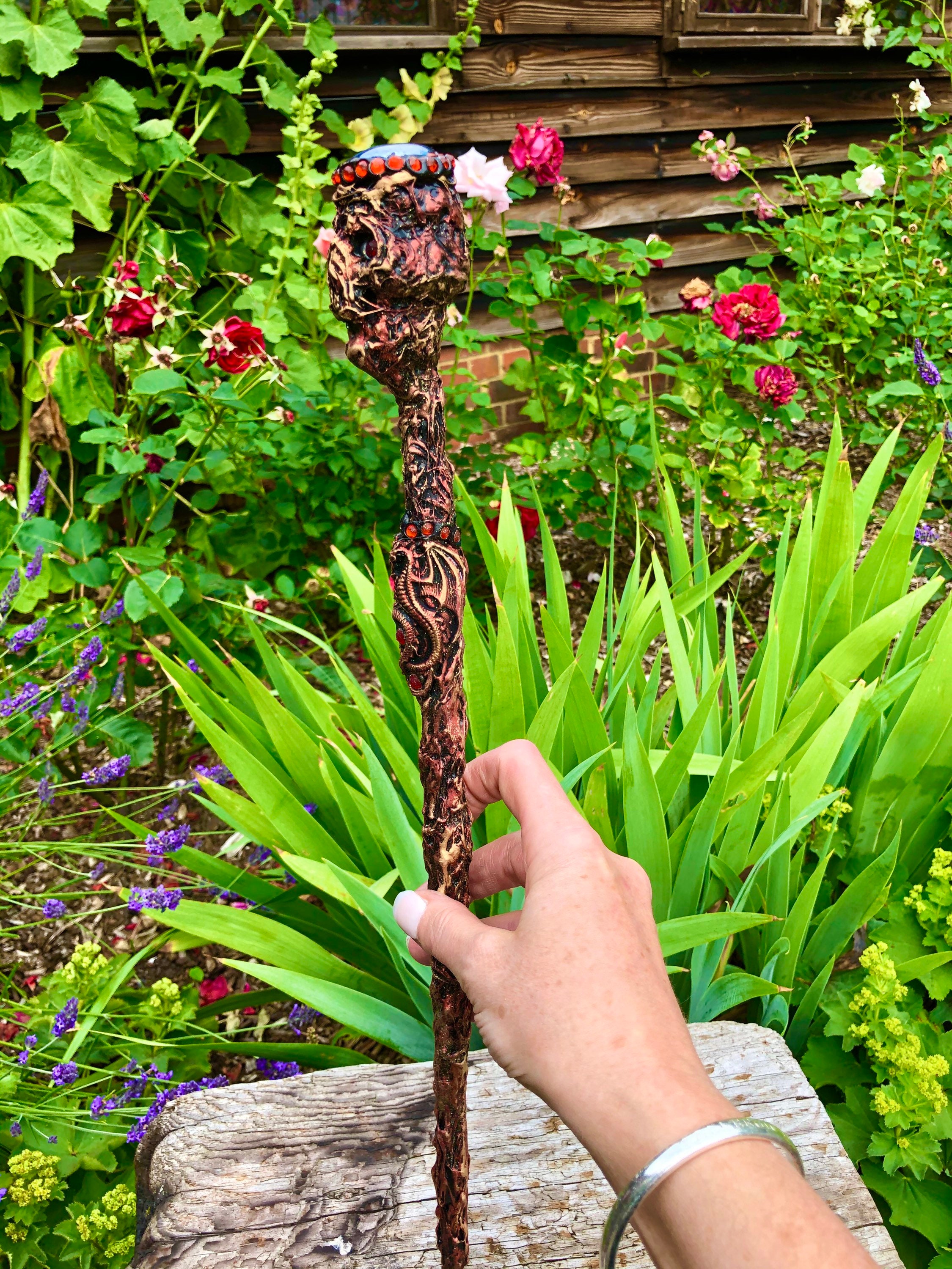 Red Magic Skull & Dragon Wand (18”) Beautiful Gnarly Wand in Black With ...