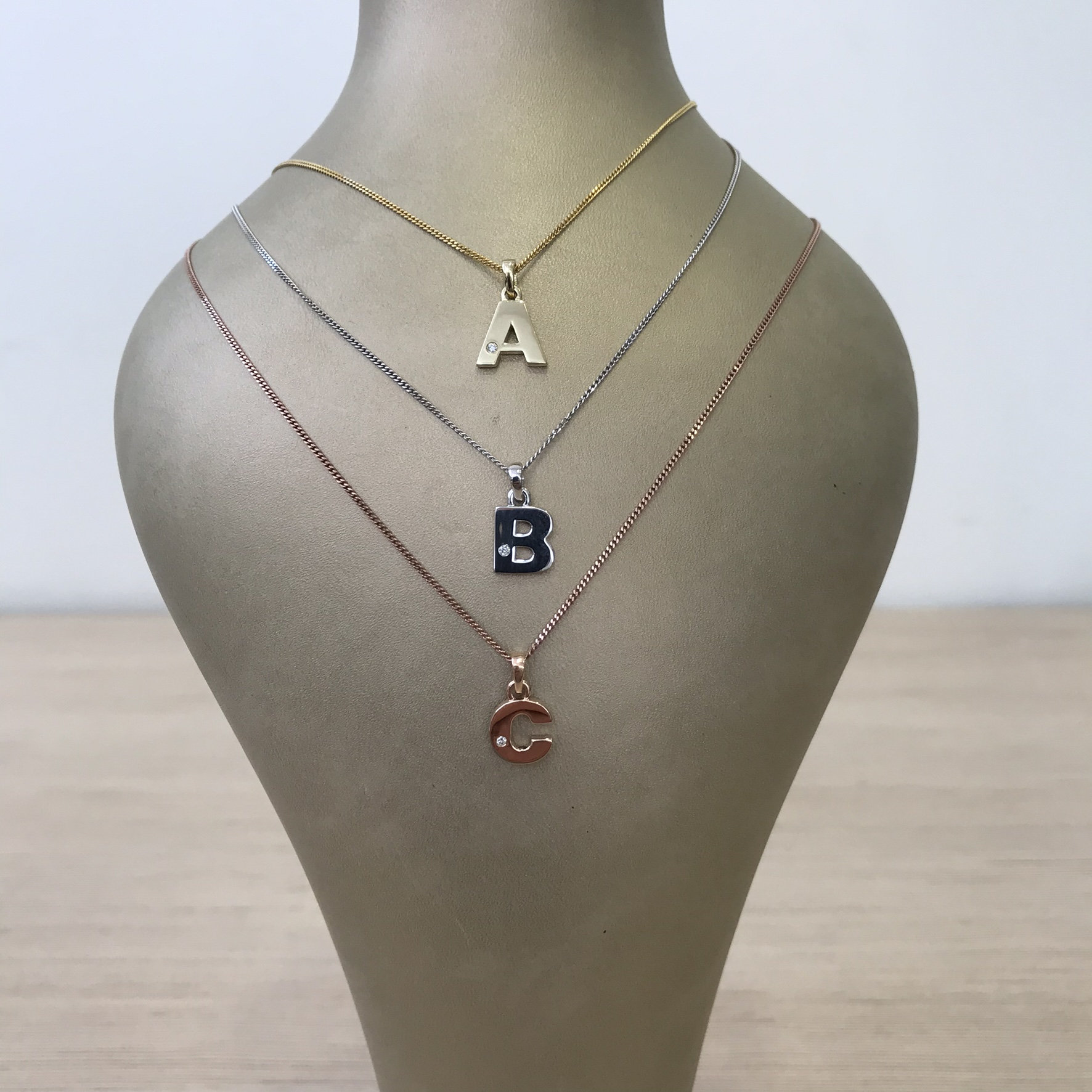 Cute Personalized A-Z Initial Letter Alphabet Necklace in - Etsy