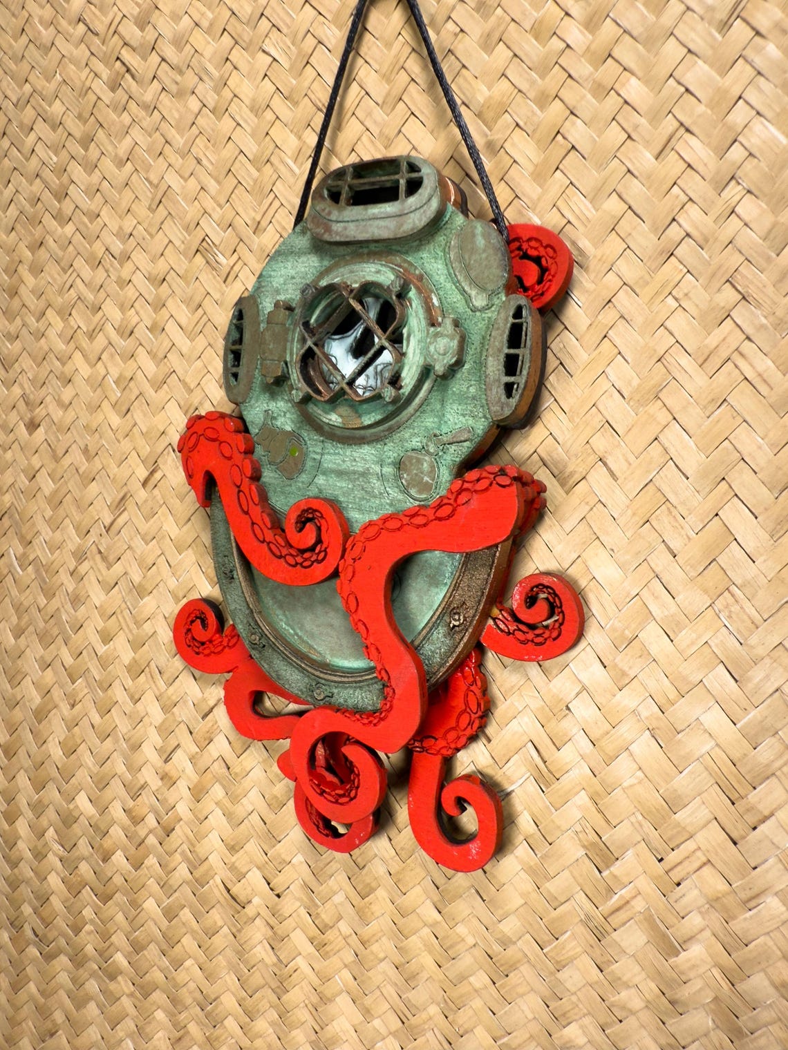 Red Octopus Diver Helmet Skull Ornament - 6.25" Tall - Etsy