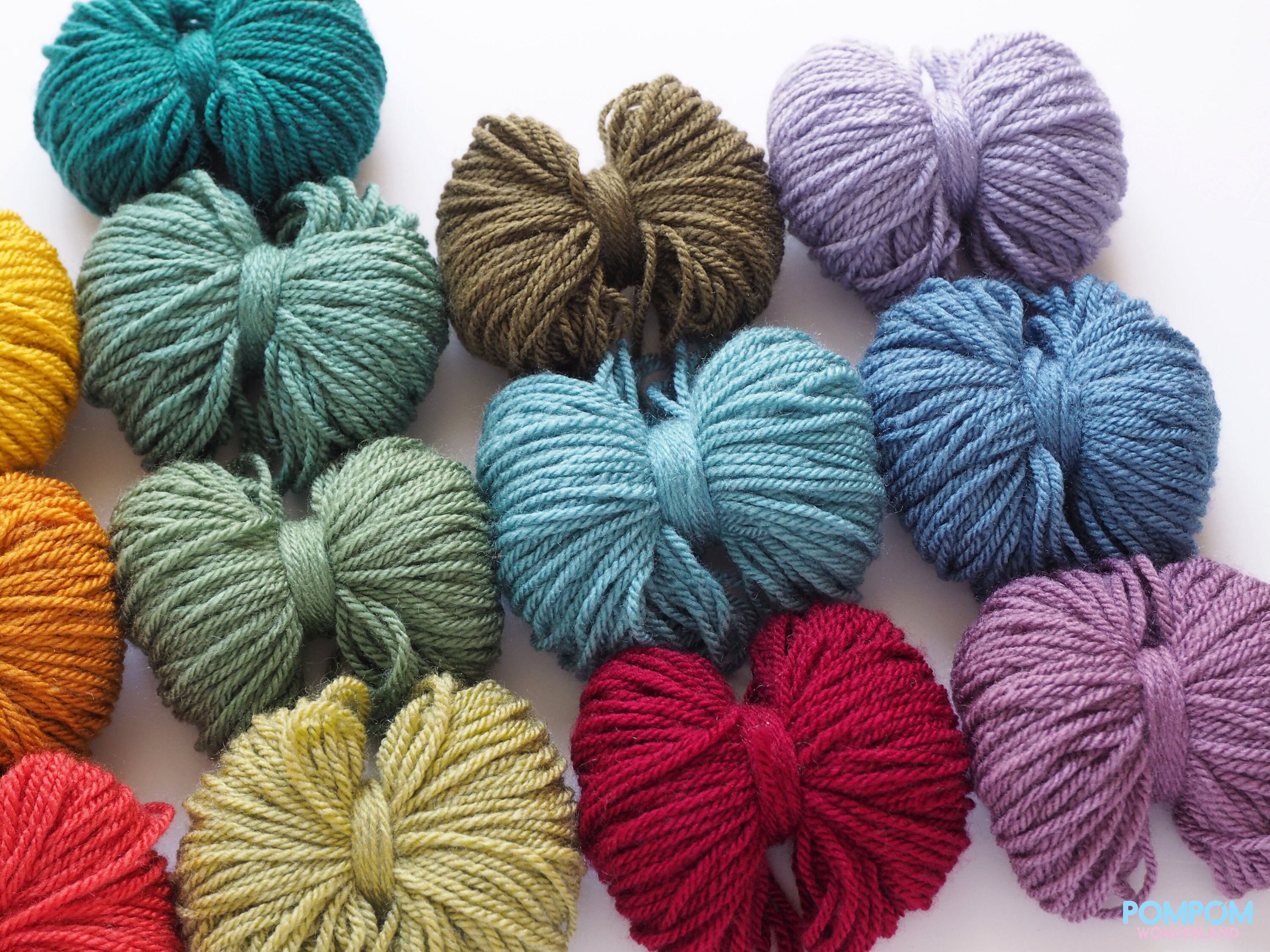 Acrylic Yarn Set Vintage Tone DK Yarn 16 Colors Yarn - Etsy