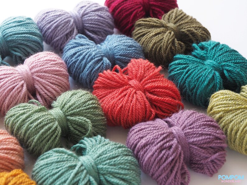 Acrylic Yarn Set Vintage Tone DK Yarn 16 Colors Yarn - Etsy