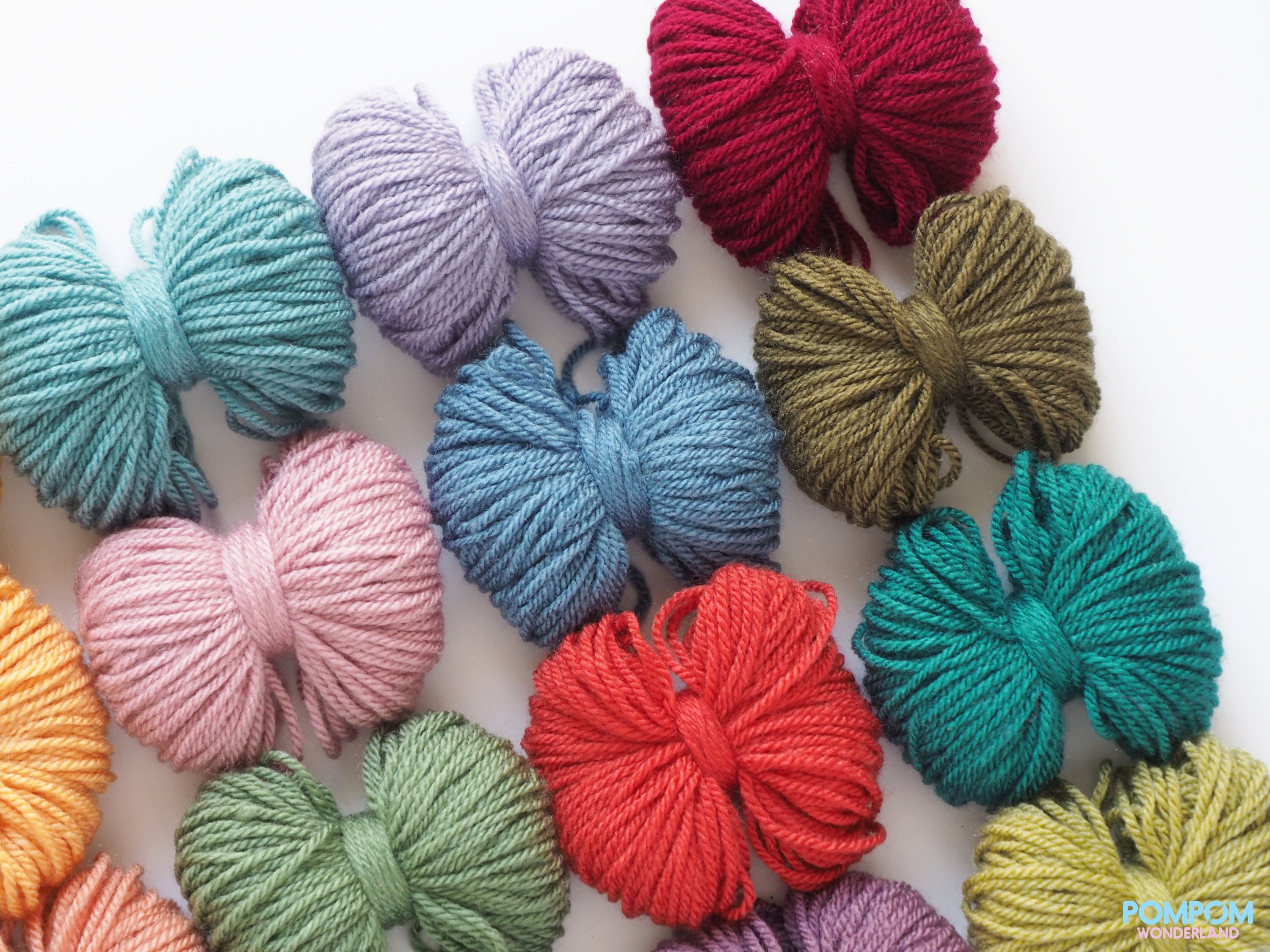 Acrylic Yarn Set Vintage Tone DK Yarn 16 Colors Yarn - Etsy