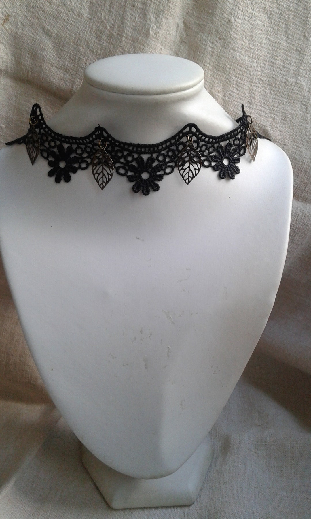 Sticking Low Neck "black Lace and Leaves" - Etsy