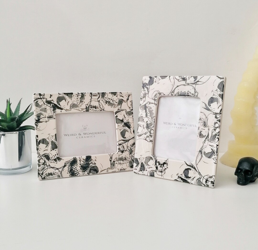 Skull Photo Frame, Skulls Picture Frames, Gothic Homeware, Goth Xmas ...