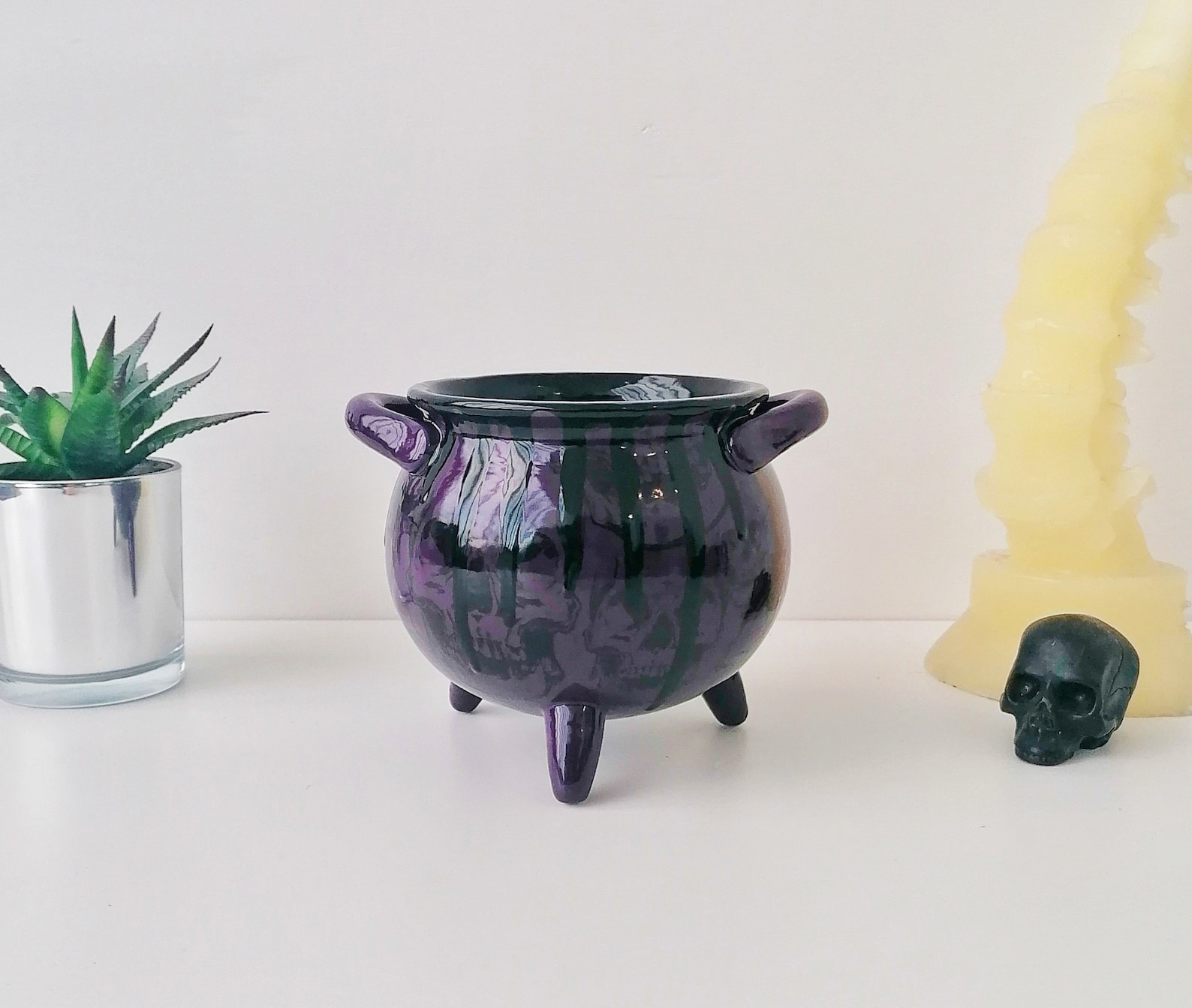 Witches Skull Cauldron, Purple Skulls, Gothic Dish Spells, Witch ...