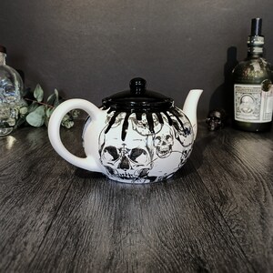 Skull Teapot, Gloss Tea Pot, Black White Gloss Kettle, Gothic Gift ...