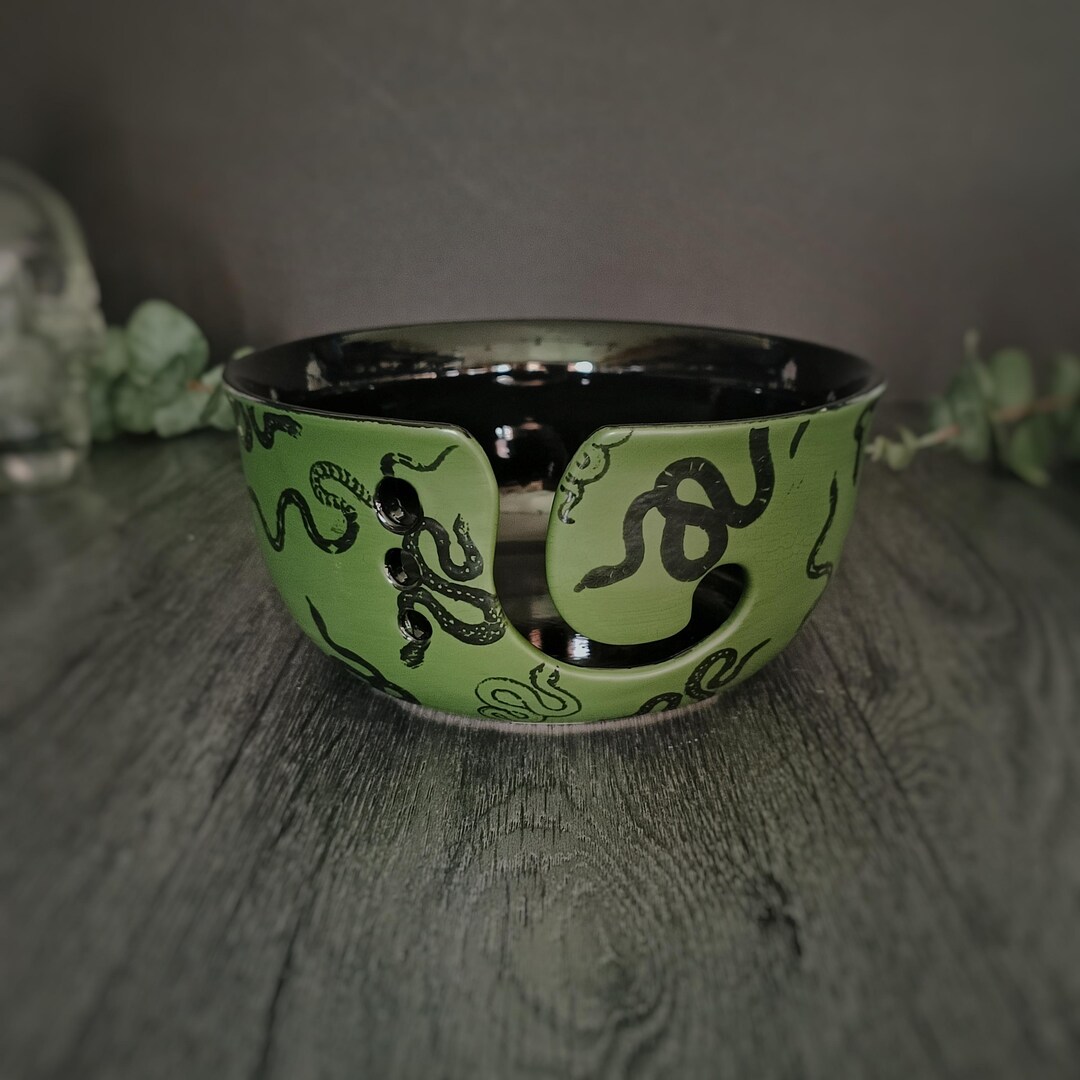 Snake Yarn Bowl, Serpent Wool, Gothic Knitting, Green Creative Goth ...