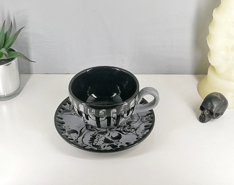 Grey Skull Cappuccino, Large Coffee Cup, Skulls Saucer, Huge Mug ...