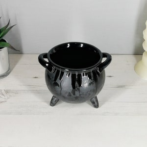 Witches Skull Cauldron, Matte Black Skulls, Witch Breakfast Brew ...