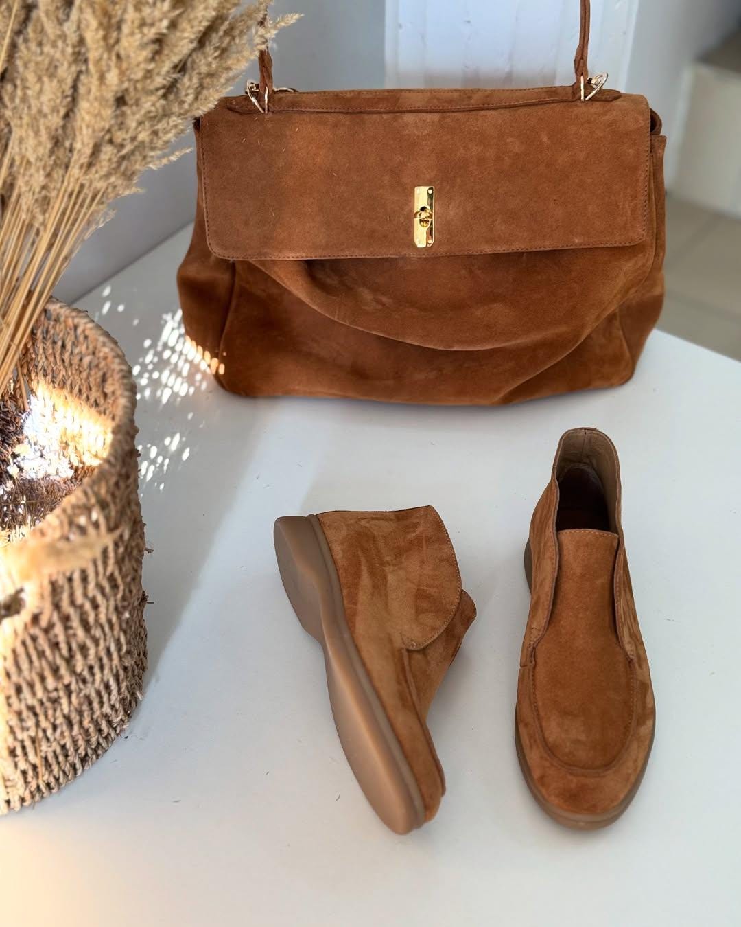 Designer Suede Set for Women - Camel Autumn Boots, Large Shoulder Bag ...