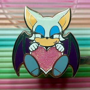 Sonic the Hedgehog- Chibi Rouge the Bat Enamel Pin - Etsy