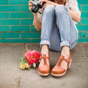 T-strap Tan High Heel Womens Swedish Clogs T-bar Shoes by Lotta From ...