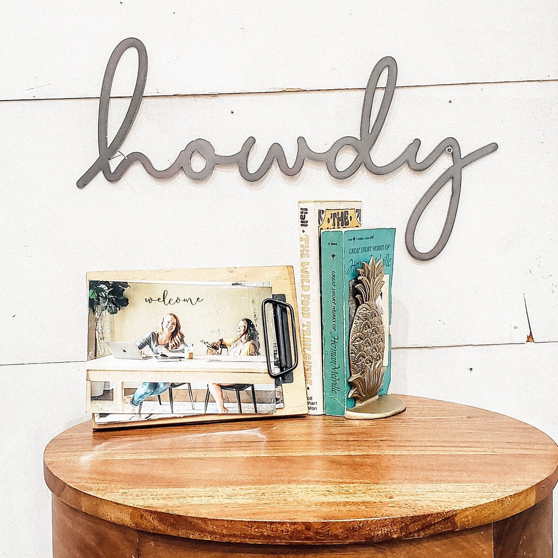 Howdy Script Wall Decor - Etsy