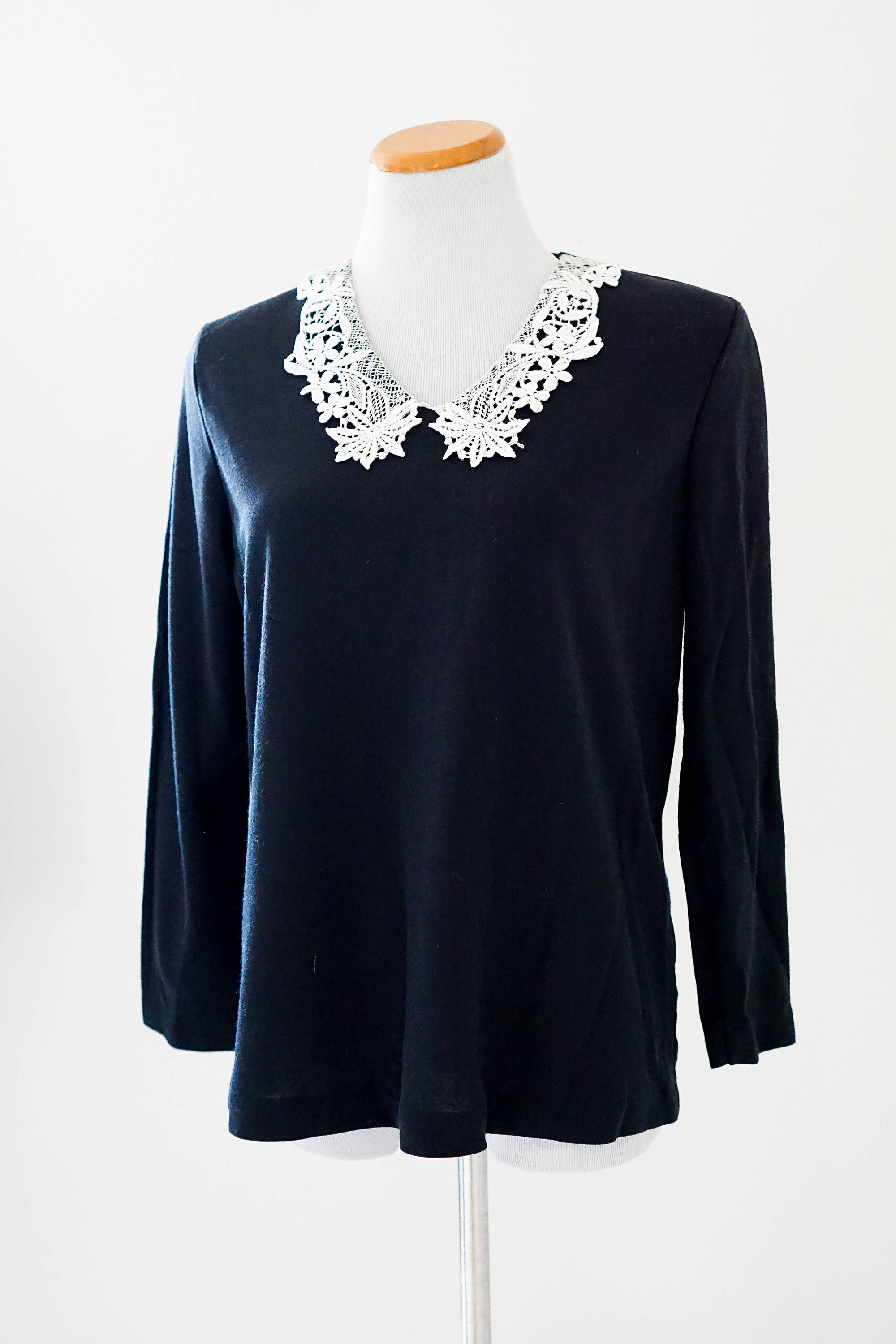 80s Lace Collared Long Sleeve Top / Vintage Lace Collared Blouse ...