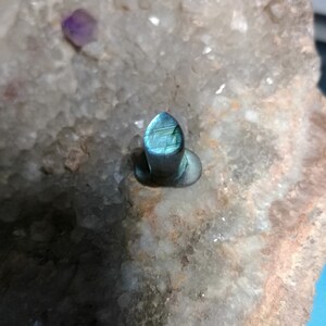6 Mm Teardrop Labret Plug. Philtrum Piercing. Labradorite Labret - Etsy