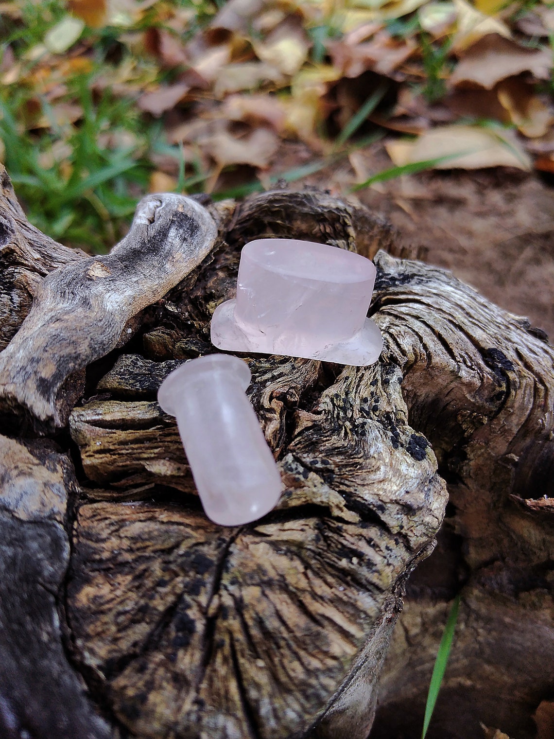 Round Rose Quarz Labret Plug for Stretched Piercing. Lip Plug - Etsy