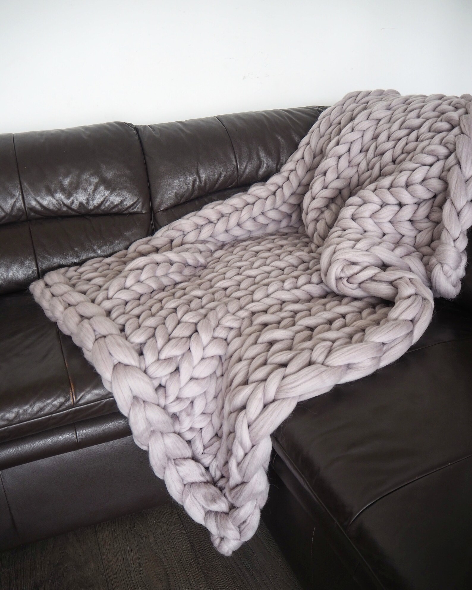 Red Throw Blanket, 100% Wool Chunky Knit Blanket, Giant Blanket, Arm ...