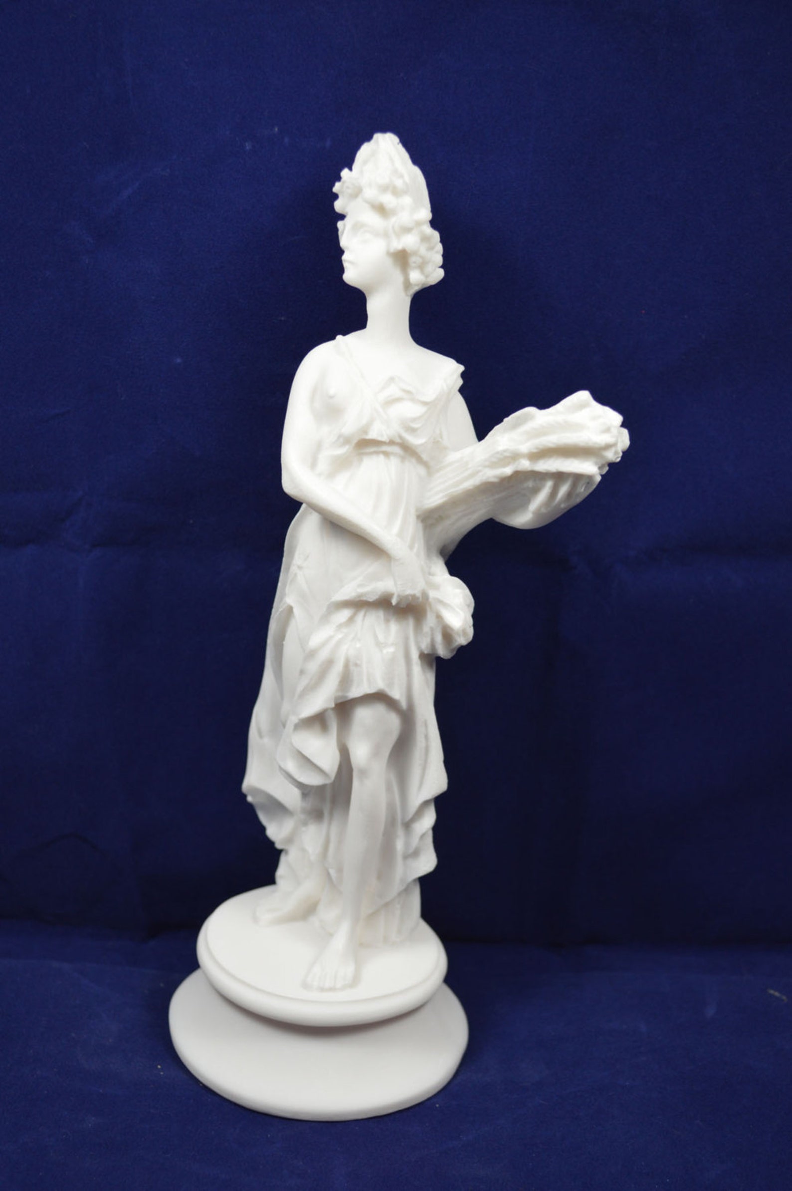 Demeter Sculpture Statue Ancient Greek Goddess the Harvest - Etsy Denmark