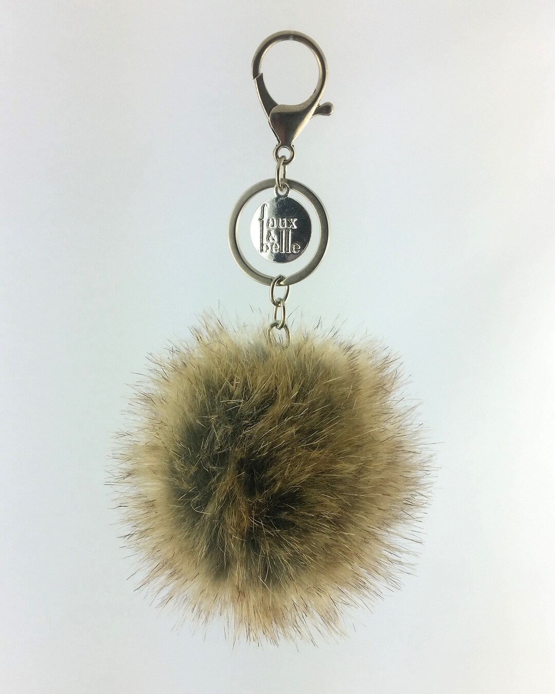 Faux fur pom pom keychain Caribou - Etsy.de
