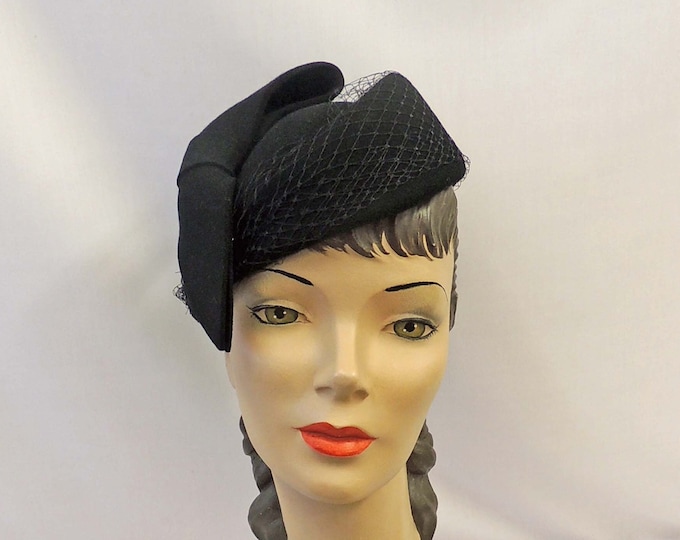 Black Vintage Style 1940’s 1950’s Pillbox Percher Hat With Net Décor - Etsy