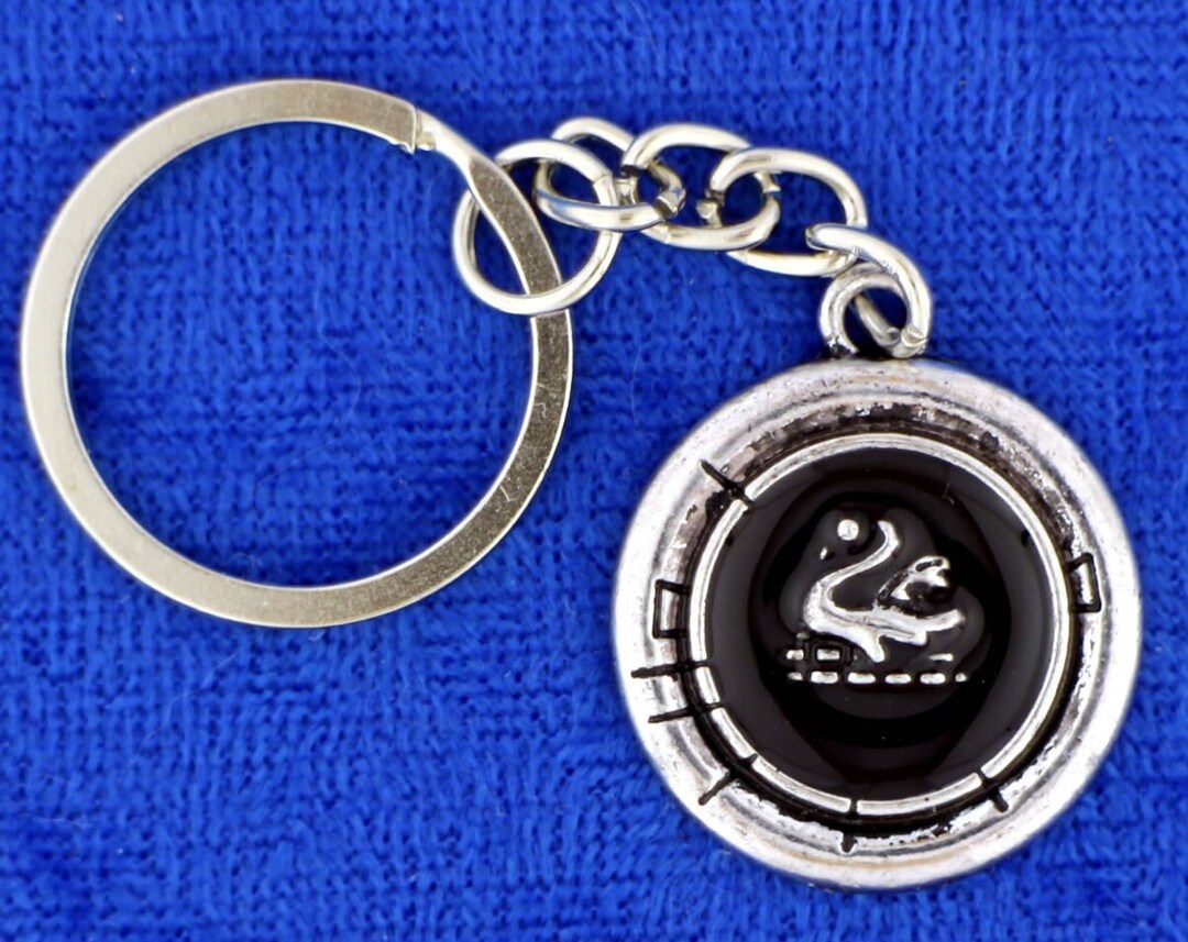 Emma Swan Princess Keychain Black Background Once Upon a Time TV ...