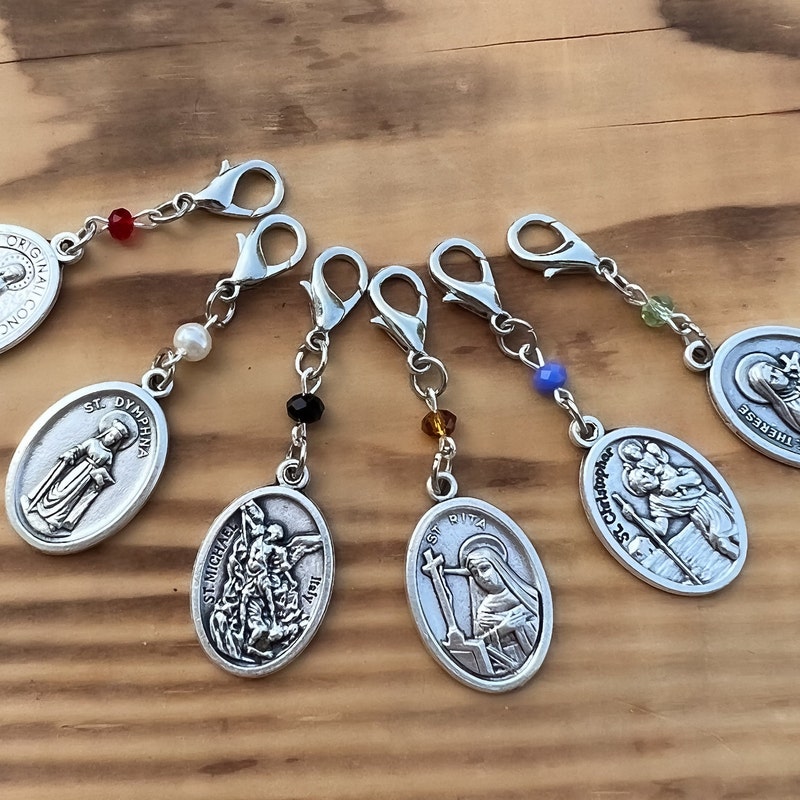 St Anthony Keychain - Etsy