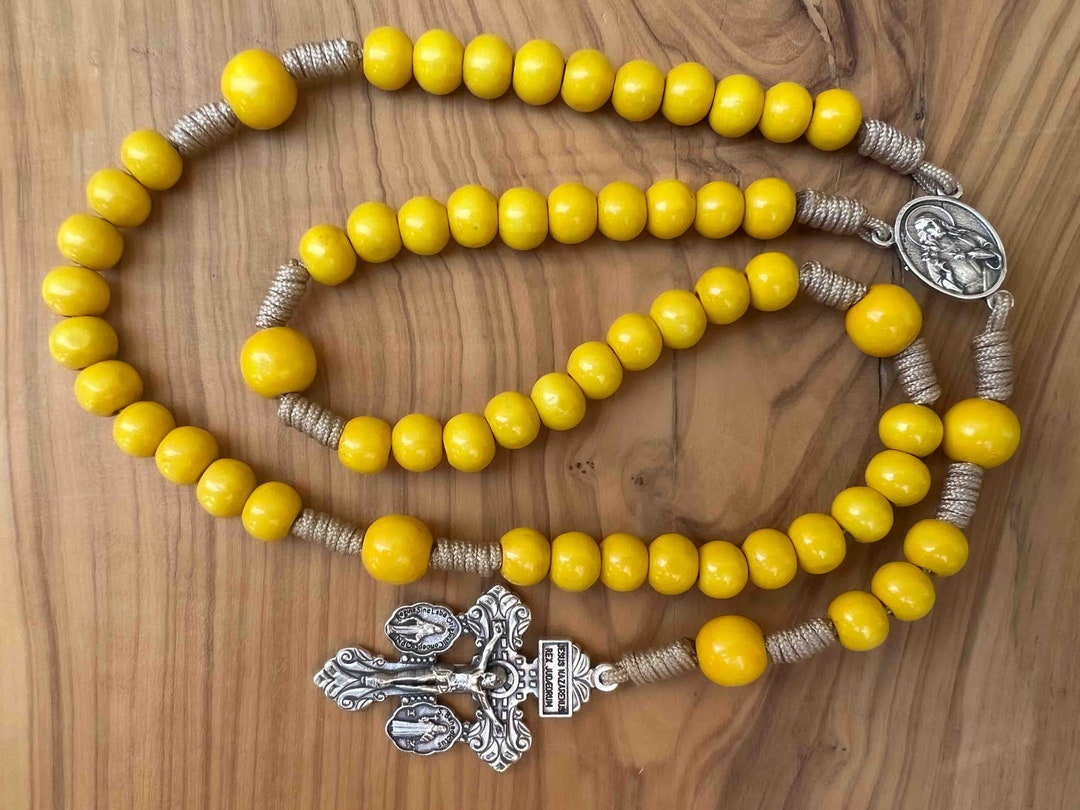 Yellow Catholic Rosary Chaplet Wooden Prayer Beads Pardon Crucifix ...