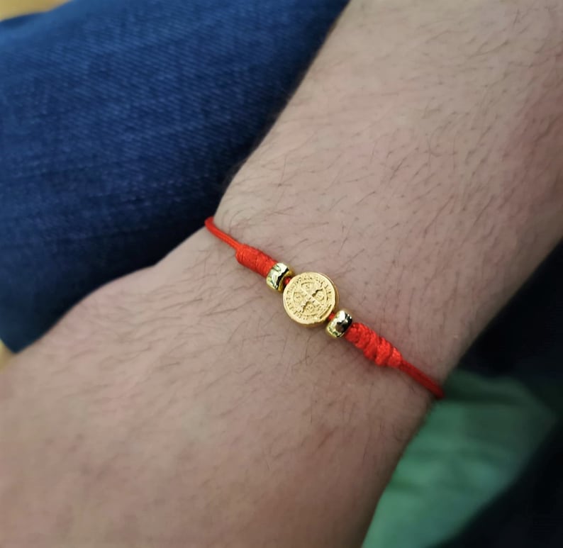 Red Bracelet, Simple String Bracelet, Catholic Saint Medal, Adjustable ...