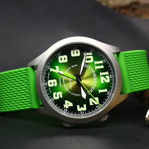 Soviet watch Shturmanskiye Alarm watch Vintage Green watch | Etsy