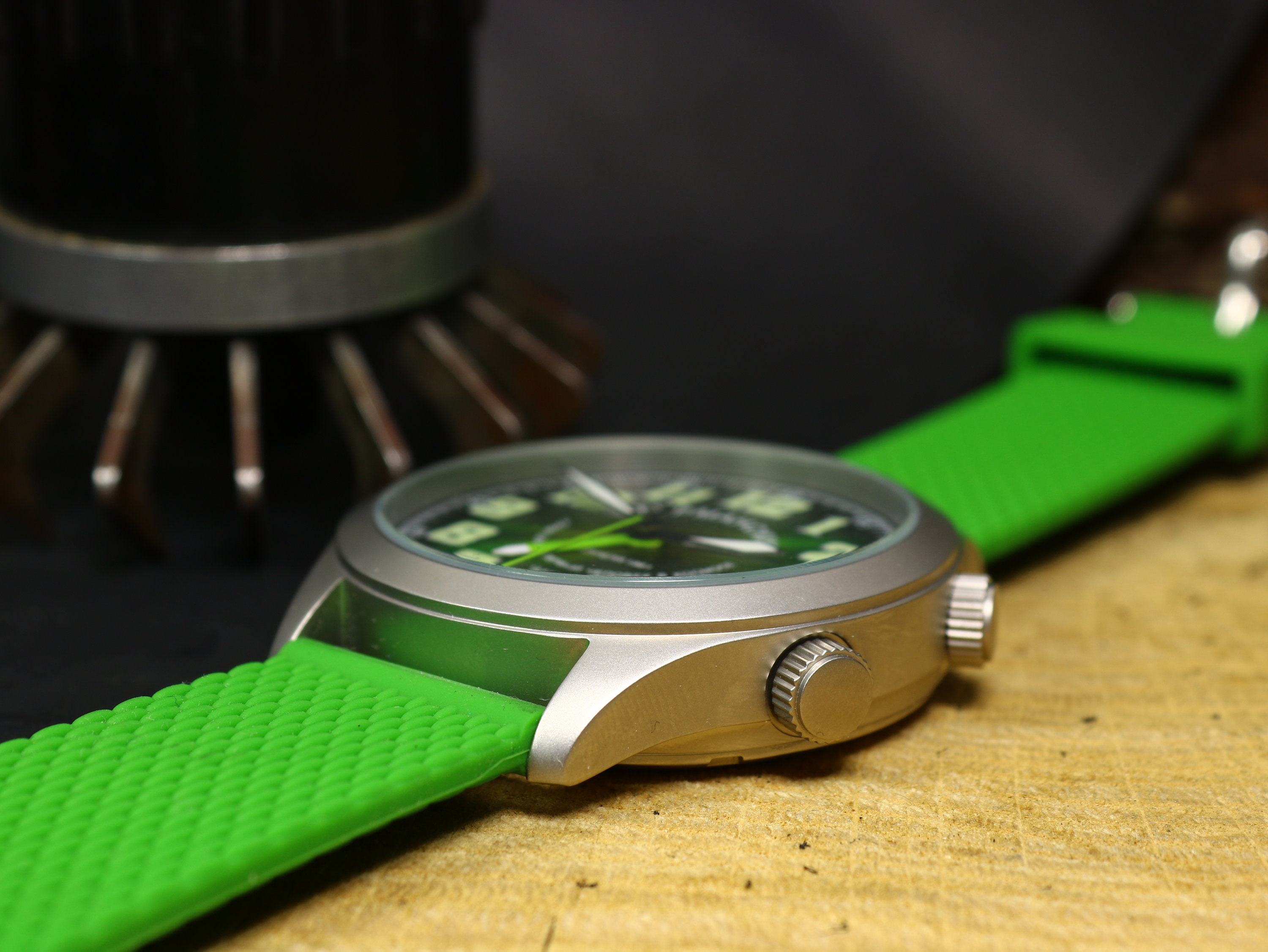 Soviet watch Shturmanskiye Alarm watch Vintage Green watch | Etsy