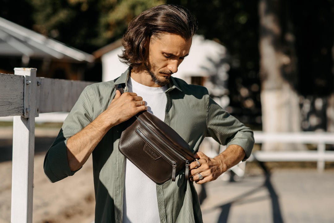 Classic Waist Bag for Men, Travel Bum Bag, Stylish Fanny Pack, Men's ...