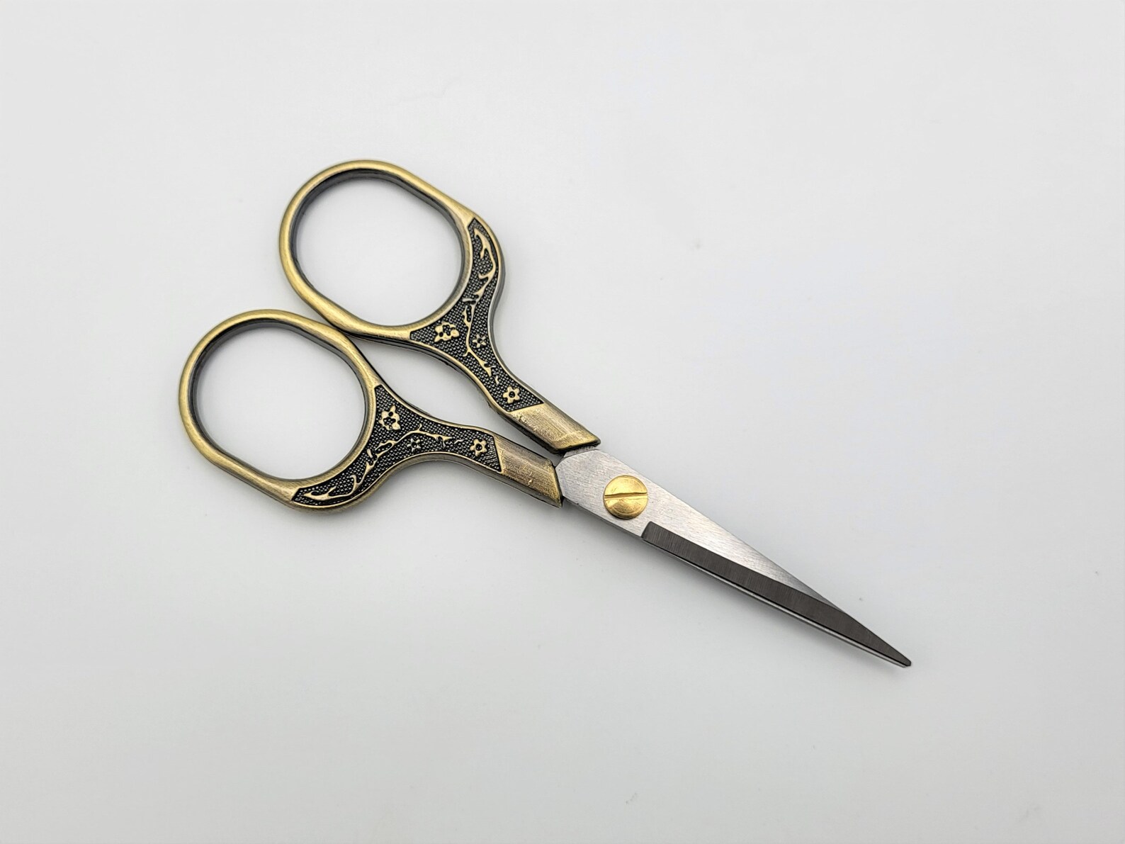 Small Craft Scissors, 5" Vintage Style Scissors | Embroidery Scissors ...