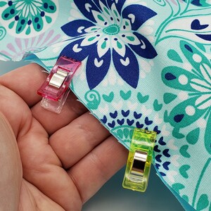 Mini Sewing Clips, 25pc Rainbow Colors, Optional Tin Notions Box ...